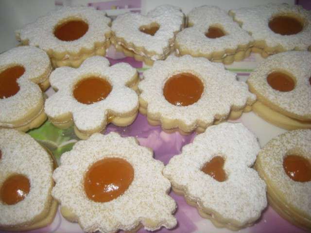 Recettes de Sablés à la confiture de a nos petits fourneaux