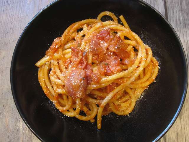 Recettes de Bucatini de Appuntamento in cucina