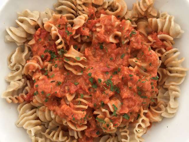 Recettes de Sauce aux poivrons de Bienmangeraveclydie