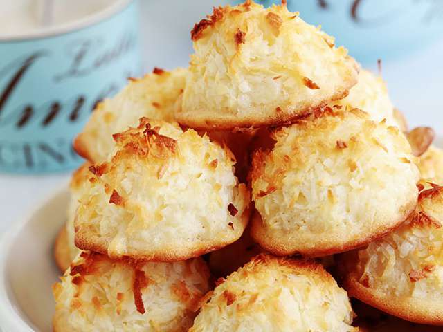 Recette Rochers coco facile - Les recettes de Rochers coco les plus ...