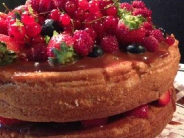 Recettes de Gâteau aux Fruits et Caramel