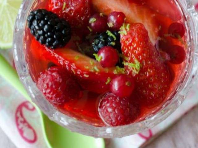 Recettes de Salade de fruits rouges de Caramel, bonbons & chocolat...