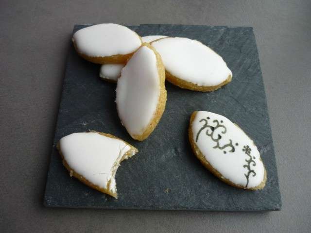 Recette Calisson facile - Les recettes de Calisson les plus faciles et ...