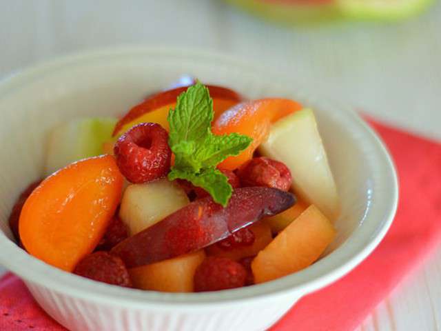 Recettes de Salade de fruits d'été de Cuisiner... tout Simplement