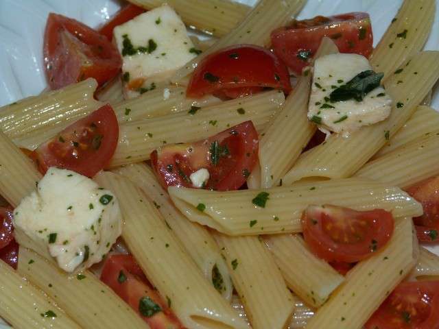 Recettes de Salade de pâtes de Délices et partages