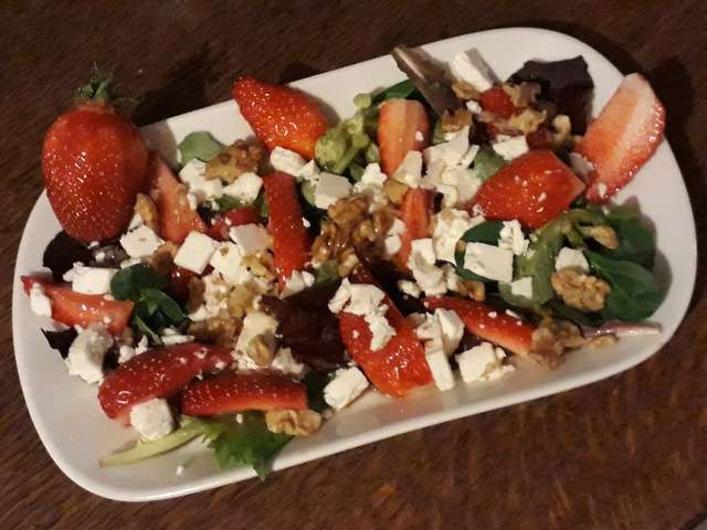 Recettes de Salade de fraises et Feta