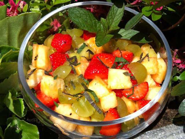 Recettes de Salade de fruits de Du piano à l'assiette