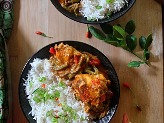 Recettes de Poulet au curry de Karibo Sakafo!