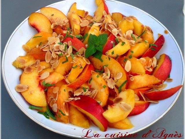 Recettes de Salade de peches et Amande