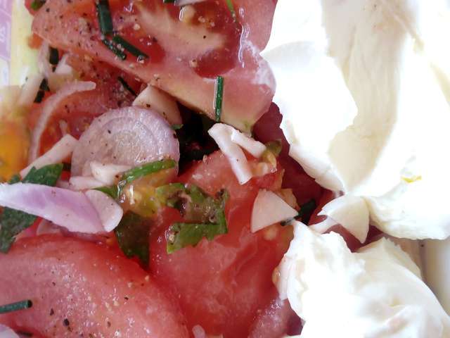 Recettes de Salade de tomates de La table est dressée