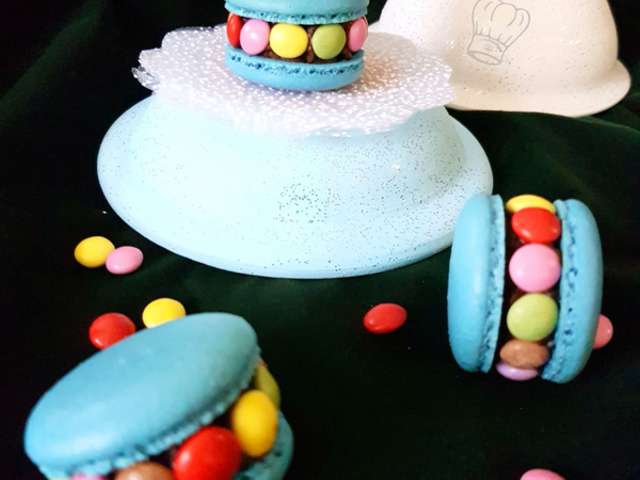 Recettes de Macaron Bleu de Le blog de Gourmandise Assia