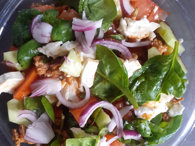 Recettes de Salade légère de LES DELICES DE MANEL