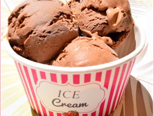Recettes de Glace au chocolat de La cuisine de mamie caillou