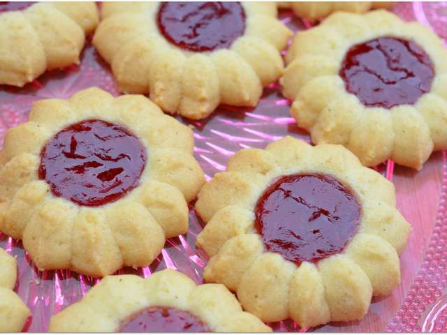 Recettes de Sablés à la confiture de Marmiton gourmand
