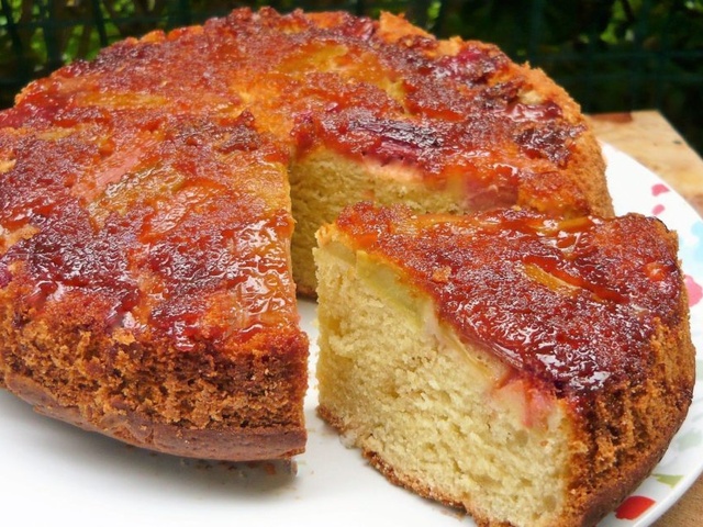 Recettes de Gâteau à la Rhubarbe de Mes Inspirations Gourmandes