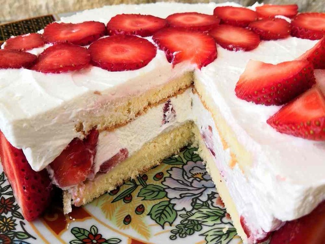 Recettes de Gâteau aux Fraises de My Yummy Kitchen