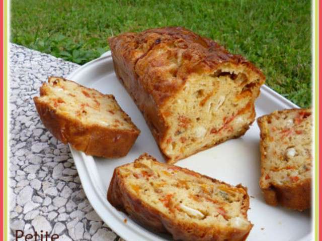 Recettes de Cake aux poivrons de Petite Eva cuisine