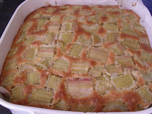 Recettes de Gâteau à la Rhubarbe de Petites Gourmandises