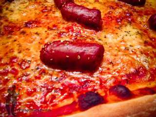 Les Meilleures Recettes de Pizza et Merguez