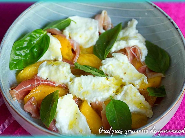 Recettes de Salade mozzarella de QuelquesGrammesDeGourmandise