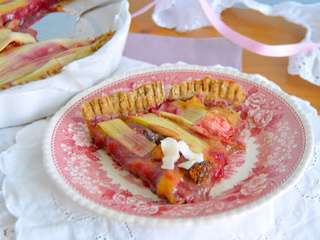 Les Meilleures Recettes de Rhubarbe et Fruits rouges