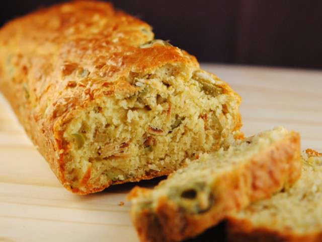 Recettes de Cake aux olives de Stella Cuisine