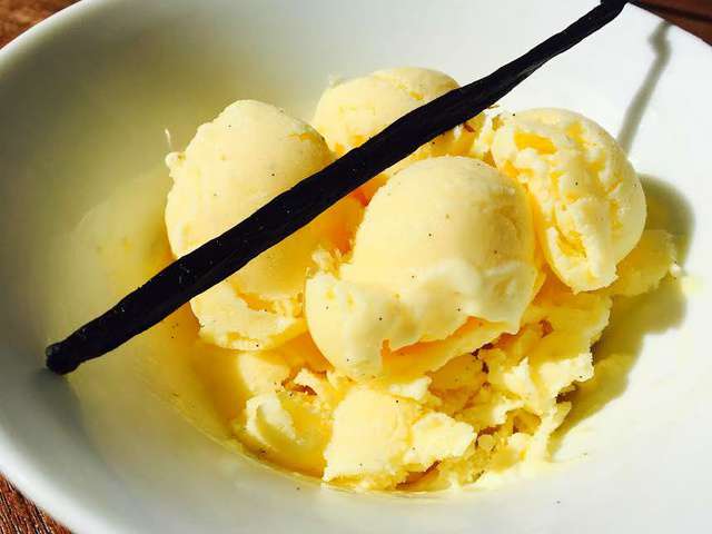 Recettes de Glace à la vanille de Thecrazyoven