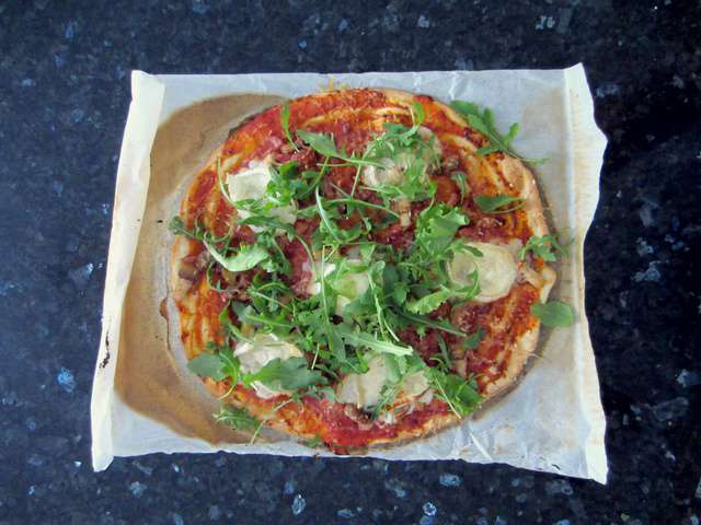 Recettes de Pizza de Un Chat Dans La cuisine